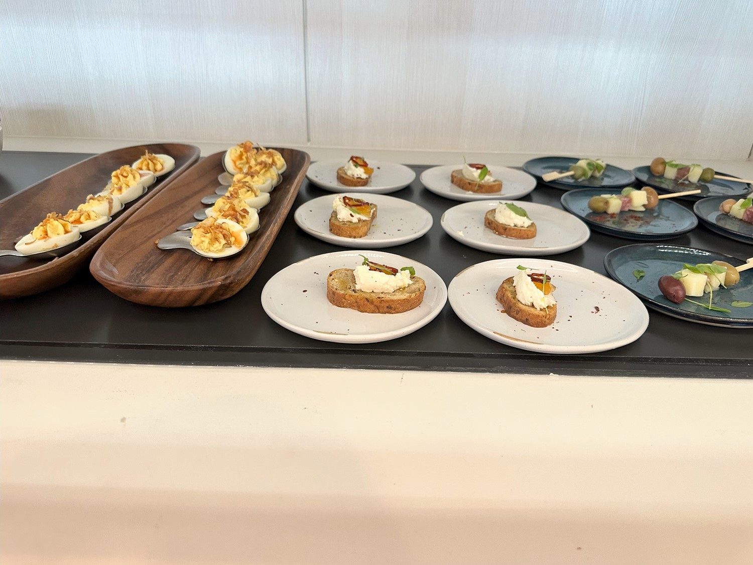 First Look: Capital One Lounge Washington Dulles Airport Review