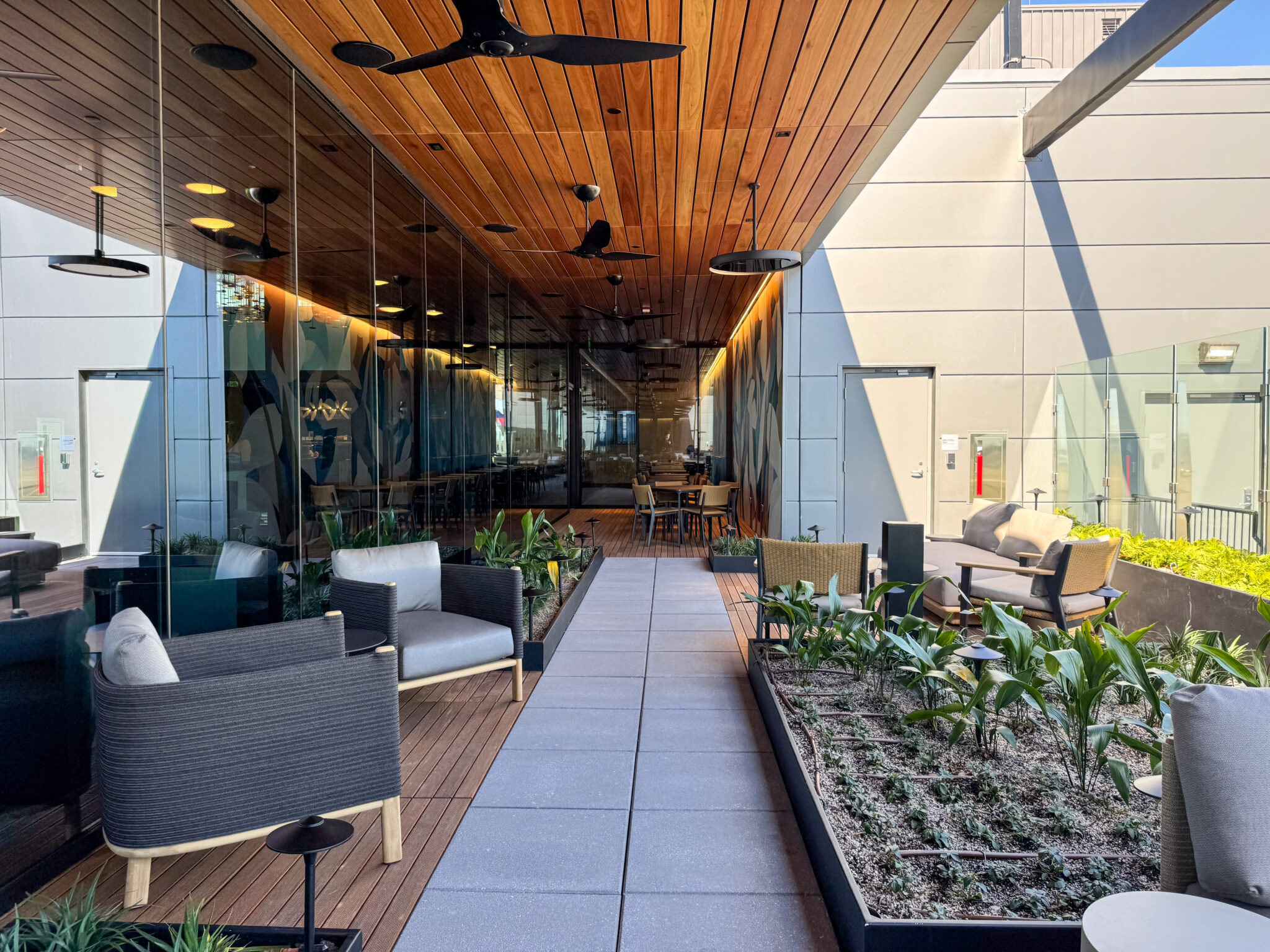 First Look: Amex Centurion Lounge Atlanta Review and Photos