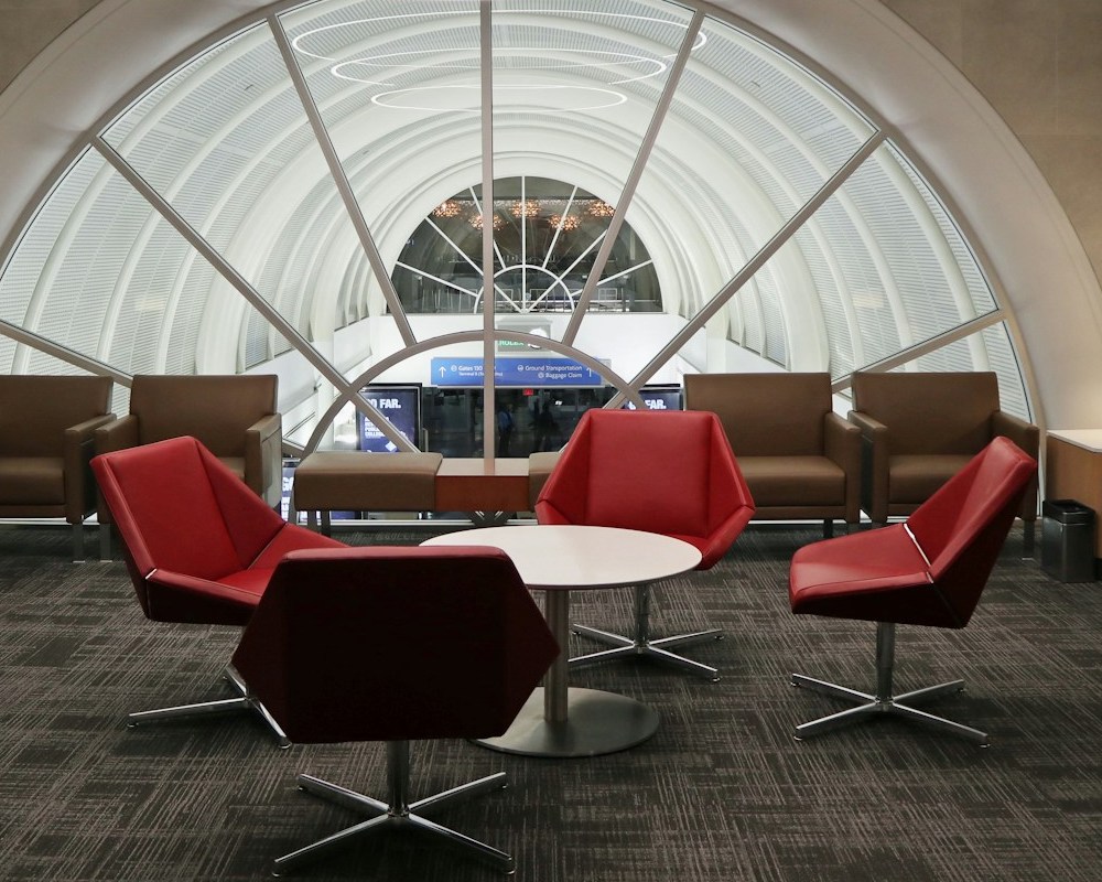 American Airlines Flagship Lounge Locations, Access, and Hours