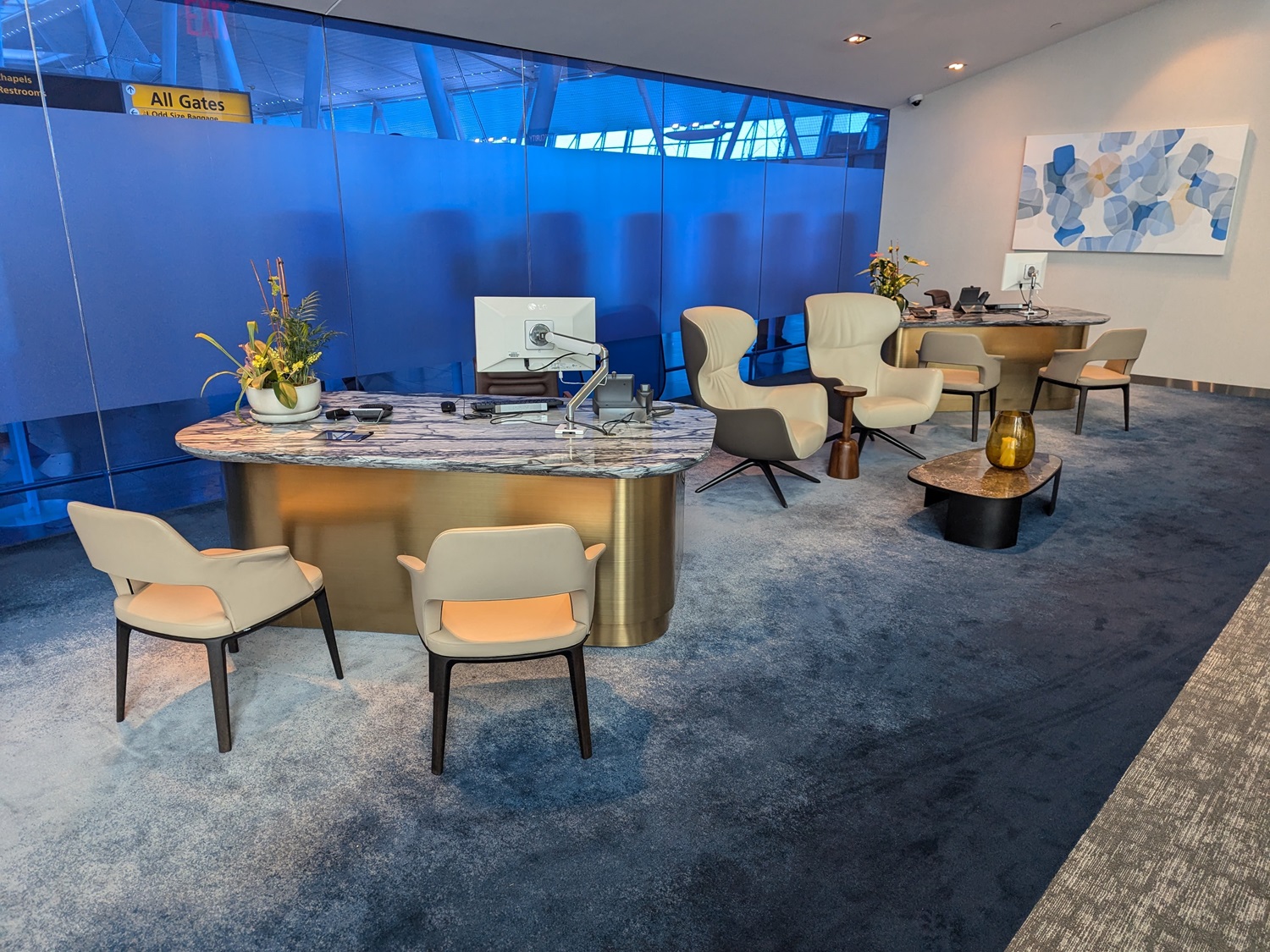 Delta One Lounge JFK Guide: An Honest Review