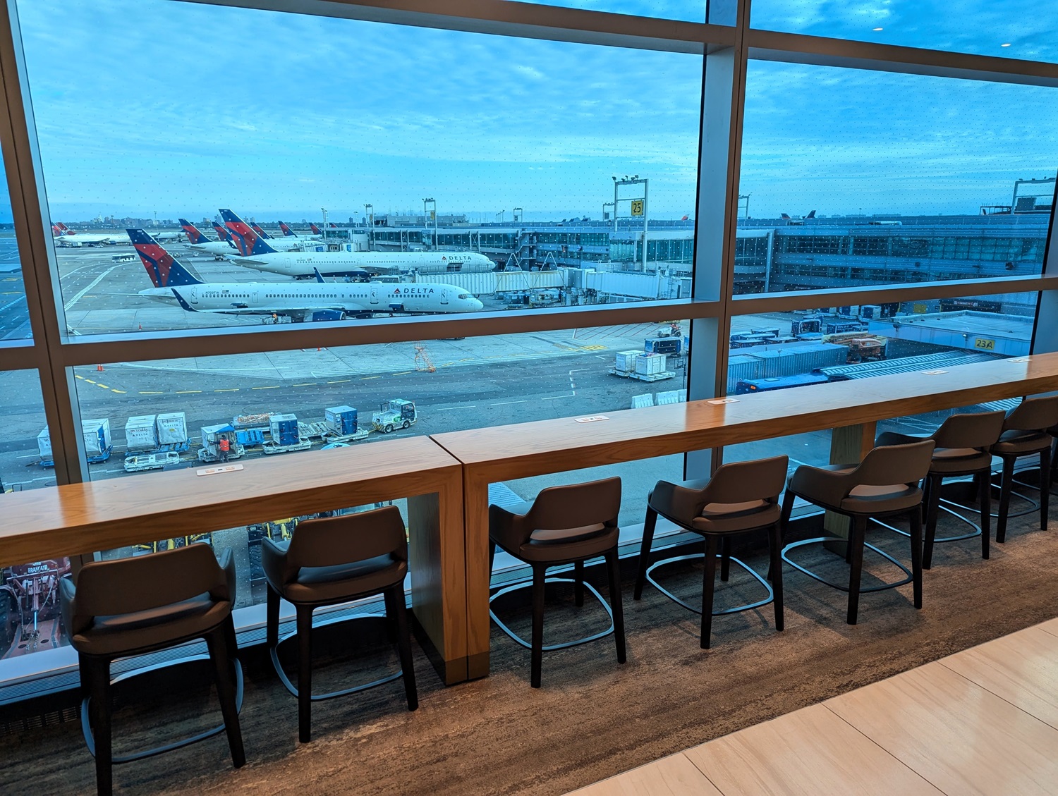 Delta One Lounge JFK Guide: An Honest Review