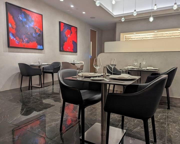 Redeem AAdvantage Miles to Get Access to Flagship First Dining