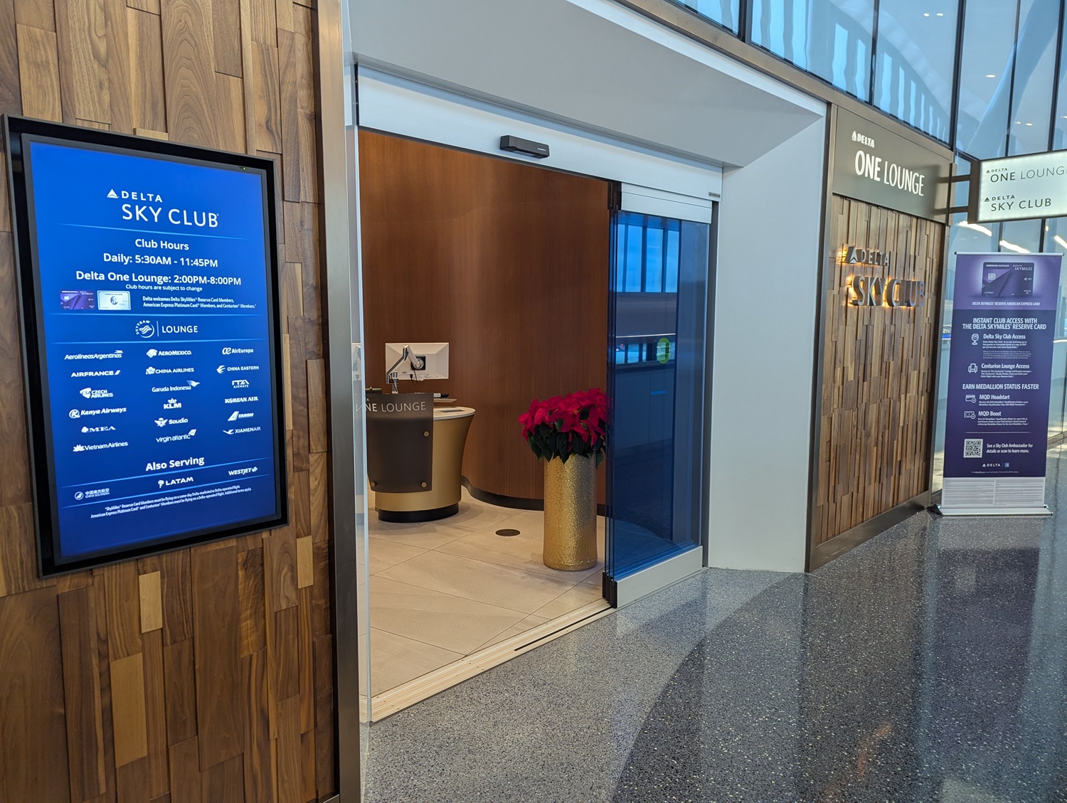 Delta One Lounge Boston: A Luxury Restaurant in Boston Airport