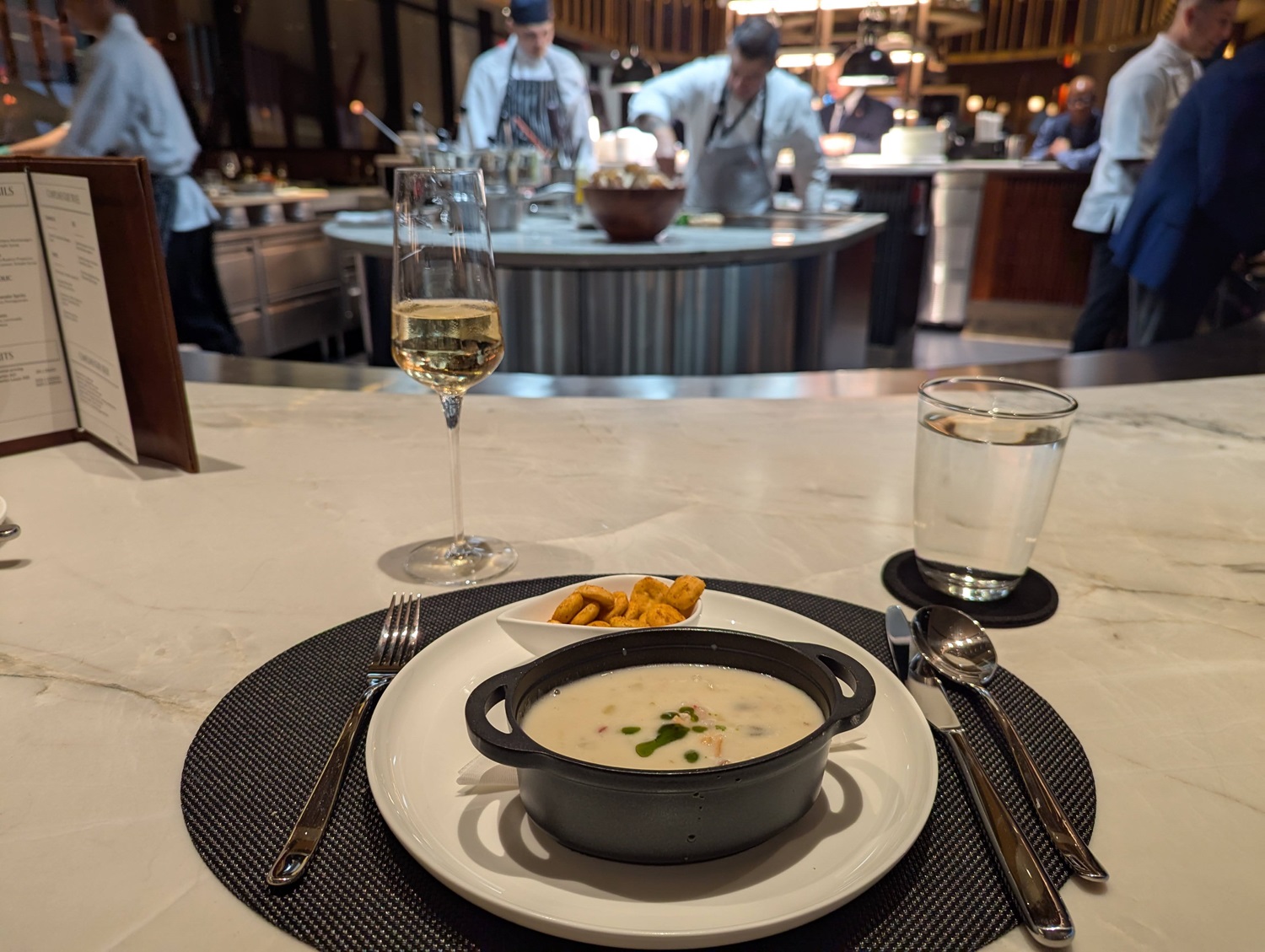 Delta One Lounge Boston: A Luxury Restaurant in Boston Airport