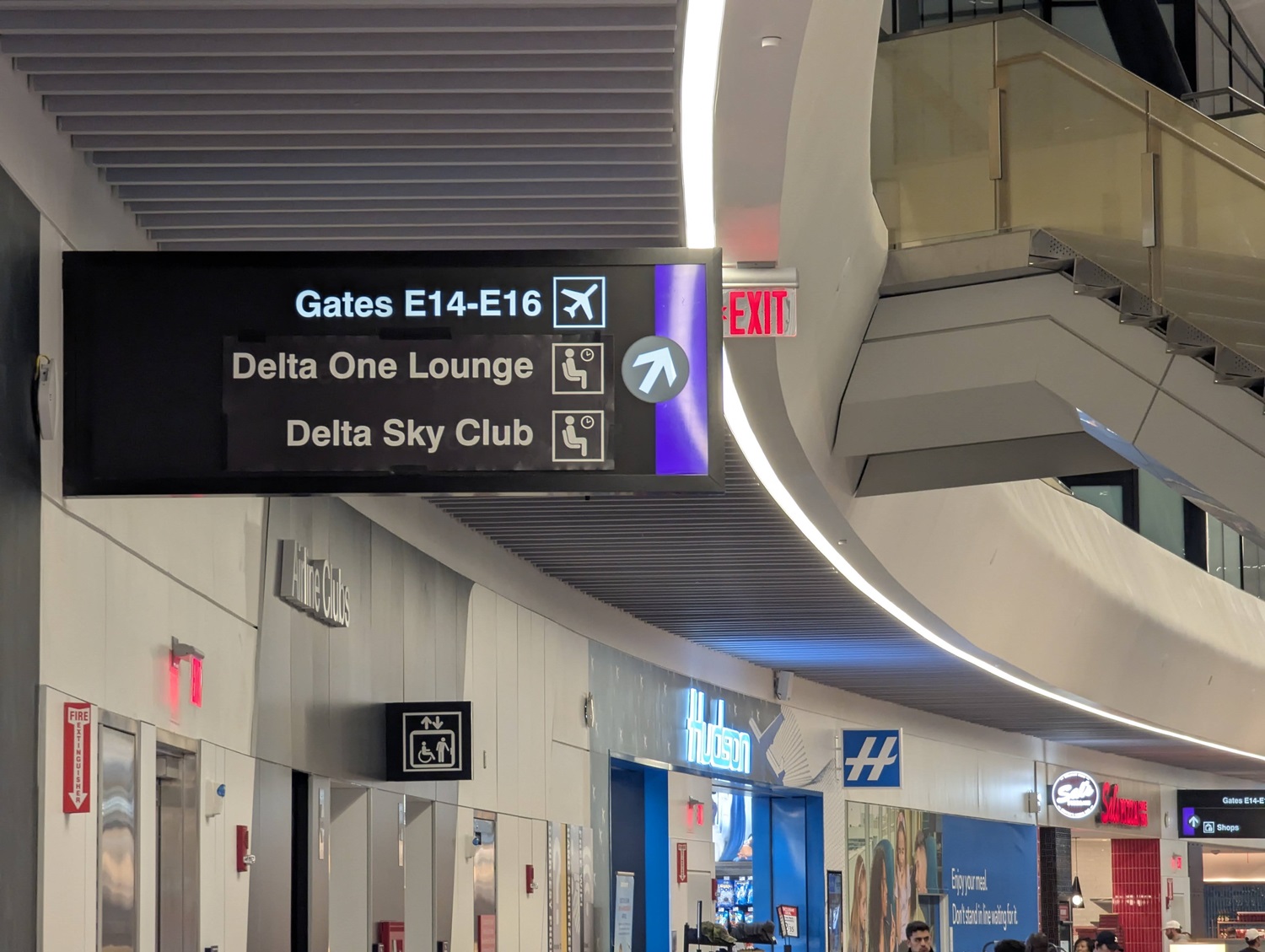 Delta One Lounge Boston: A Luxury Restaurant in Boston Airport